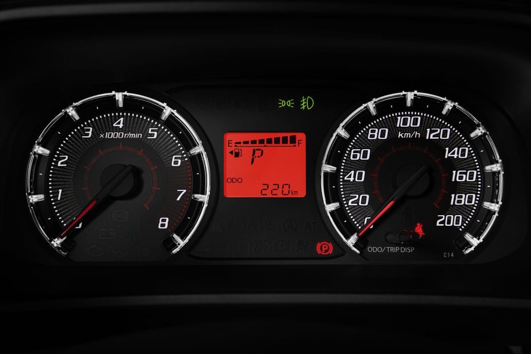 5 Tabiat Ini Anda Perlu Elak Ketika Memandu Kereta Jenis Manual